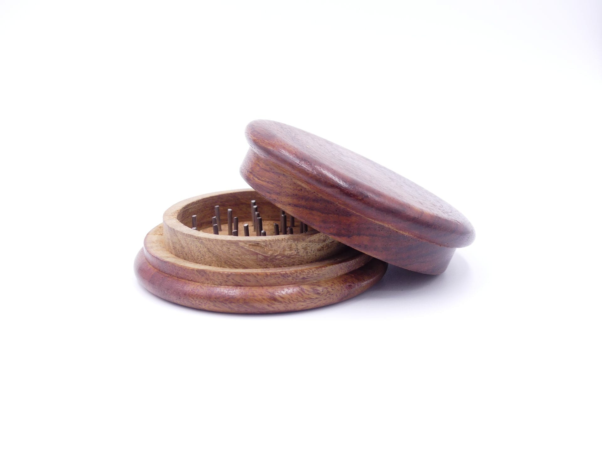 Wood Grinder ⋆ Daydreams Smoke Shop